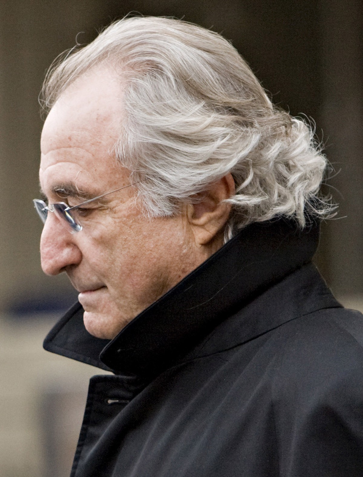 A pirâmide de Madoff: Entenda como funcionava o maior esquema 'ponzi ...