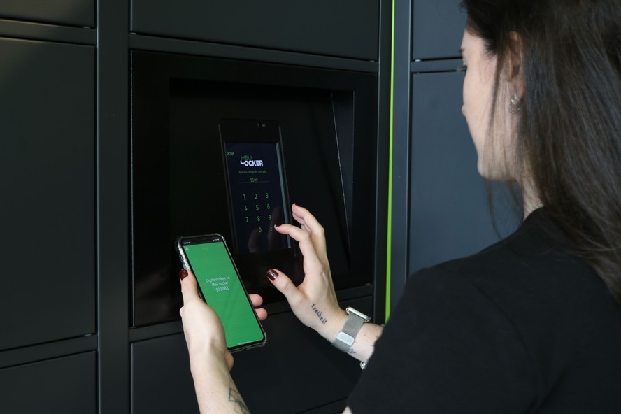 Lockers inteligentes otimizam entregas e desafios logísticos | Dino ...