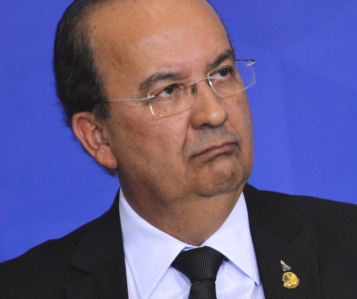 Em SC, governador bolsonarista sanciona “escola sem partido” | Política ...
