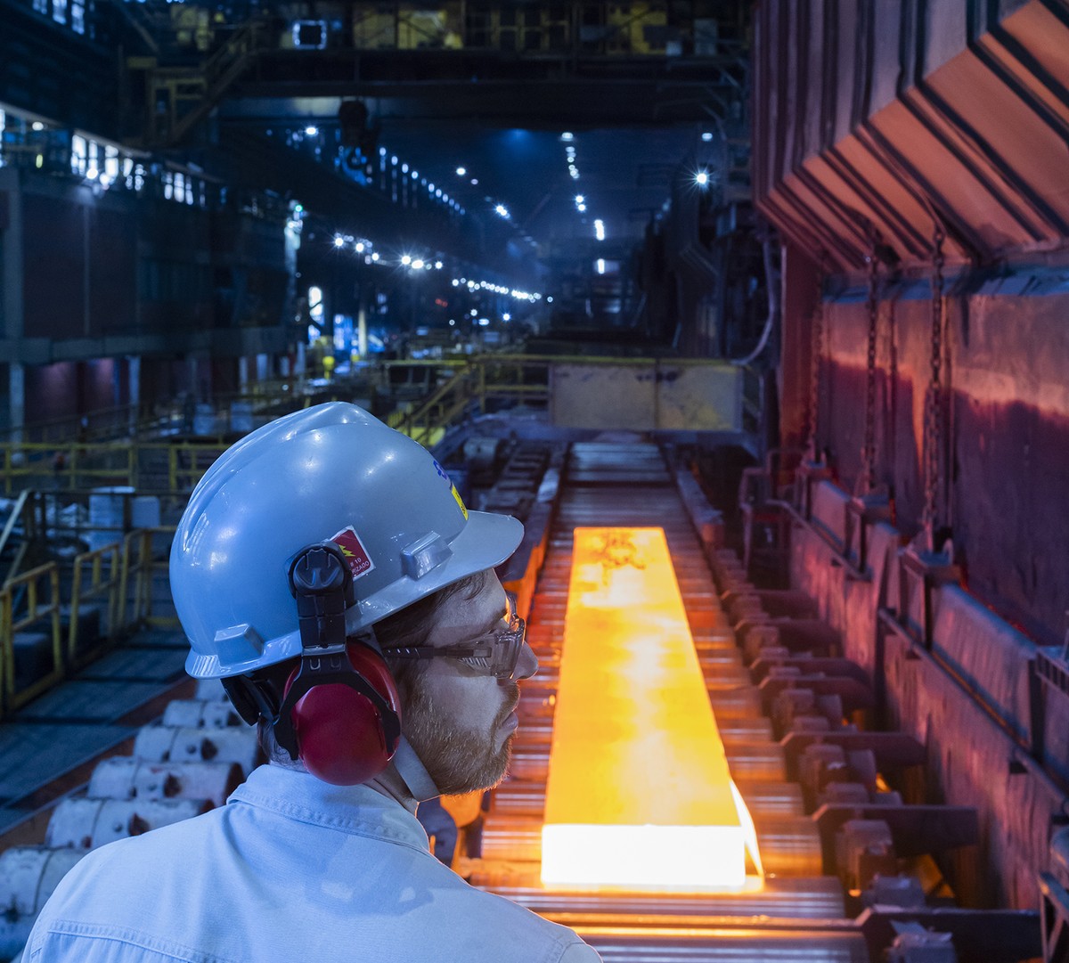 CSN acerta venda de até 11% de mineradora e segue negociando compra da ...