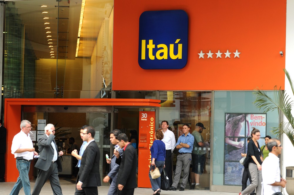 Itaú processa ex-CFO Broedel e seu sócio em acusação sobre pareceres ...