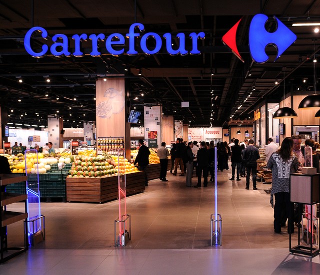 Carrefour fecha ponto em shopping e vende oito lojas no Sul | Empresas ...