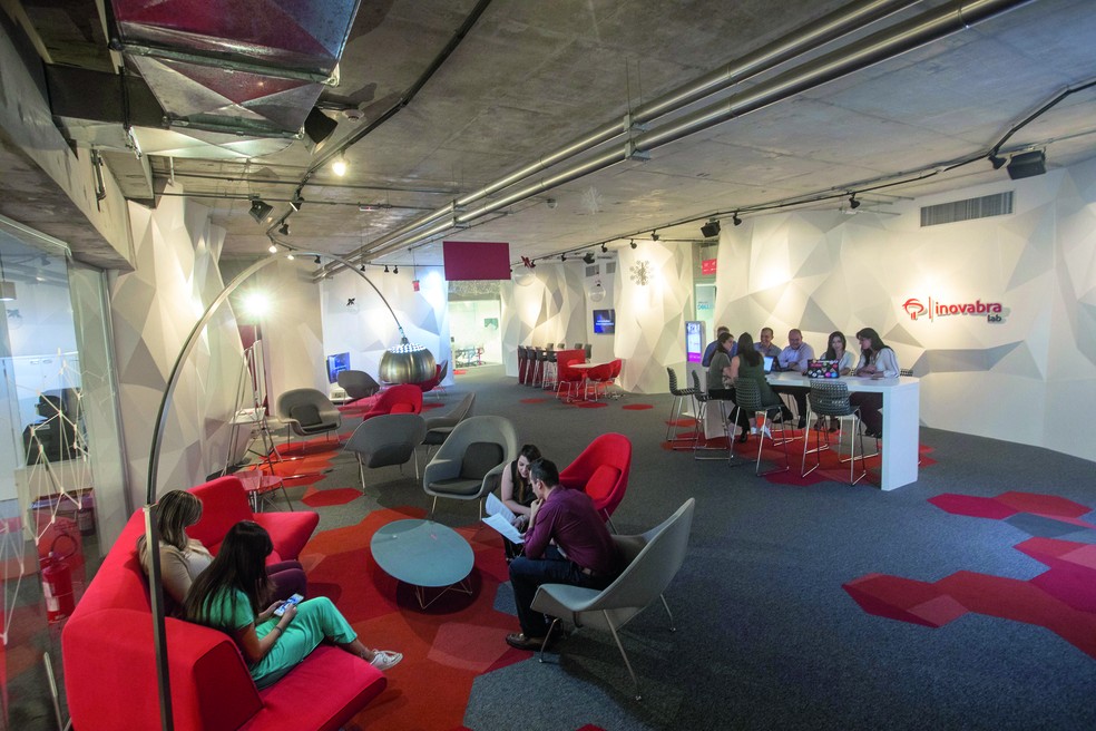 Bradesco faz parceria com USP para explorar tecnologias emergentes ...