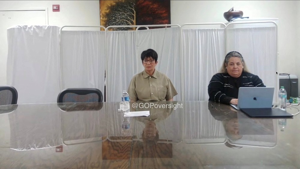 Quem é Ghislaine Maxwell, cúmplice de Jeffrey Epstein, que pede a Trump ...