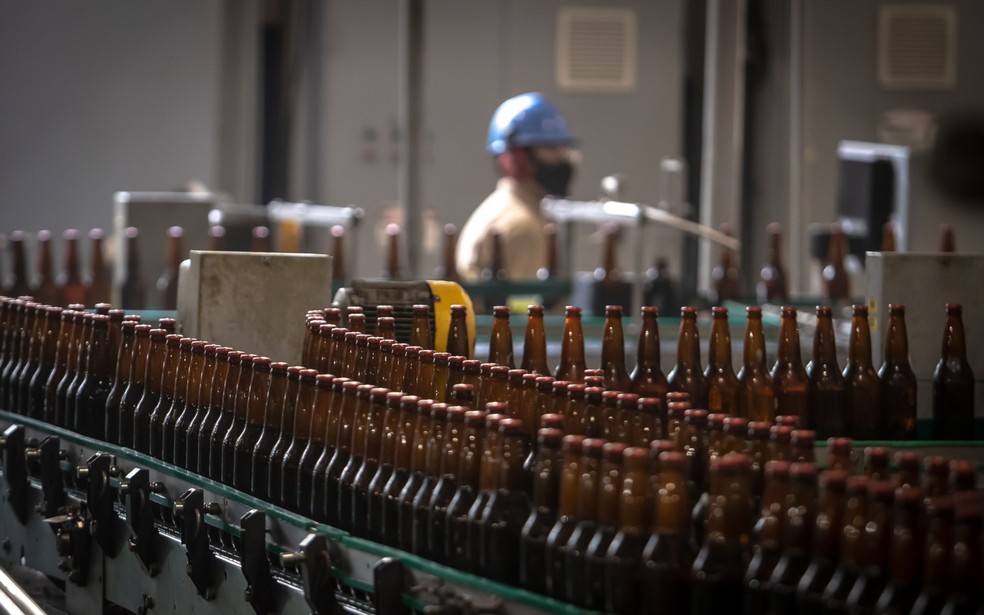 Cade proíbe Ambev de fechar contratos de exclusividade até fim da Copa ...