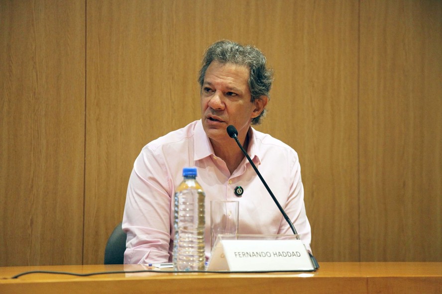 Sabesp virou a 'Enel da água' com Tarcísio, afirma Haddad | Política ...
