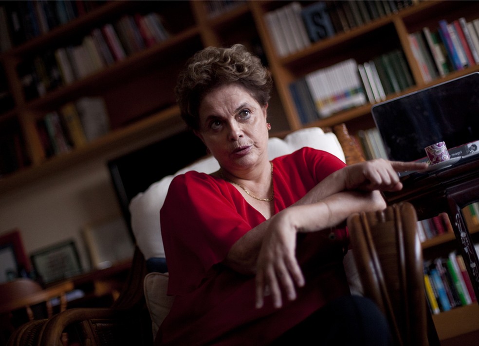 Dilma reage a ataques, compara Ciro a Bolsonaro e pedetista rebate ...