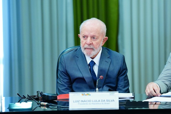 Lula convoca reunião com ministros para discutir regulamentação das ...
