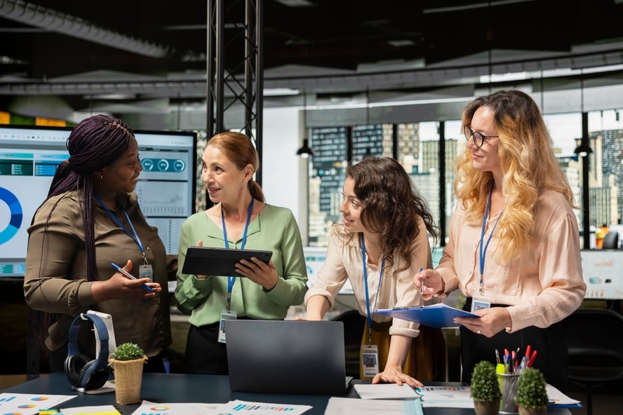 TOTVS realiza evento online sobre carreira feminina em tech | Dino ...