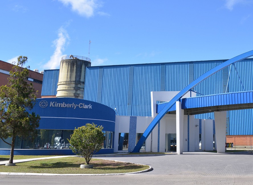 Kimberly-Clark: Lucro líquido recua 1% no 3º trimestre para US$ 469 ...