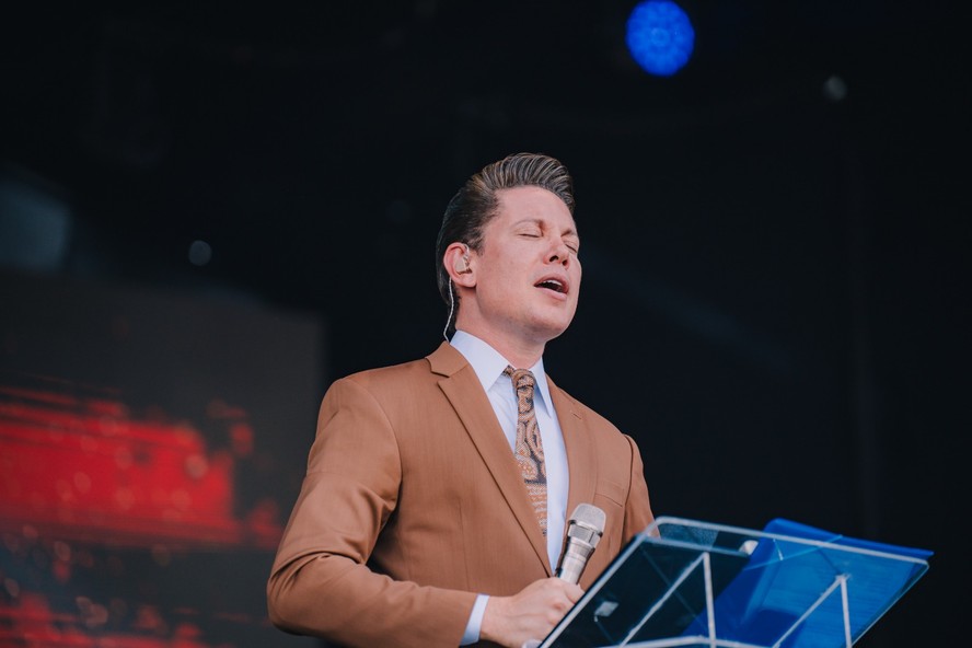 Non Stop entrega megaevento do Bispo Bruno Leonardo que reuniu mais de ...