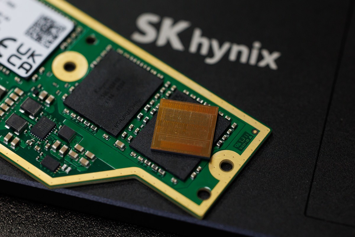 SK Hynix reina no mercado de memórias, puxada por chips de inteligência ...