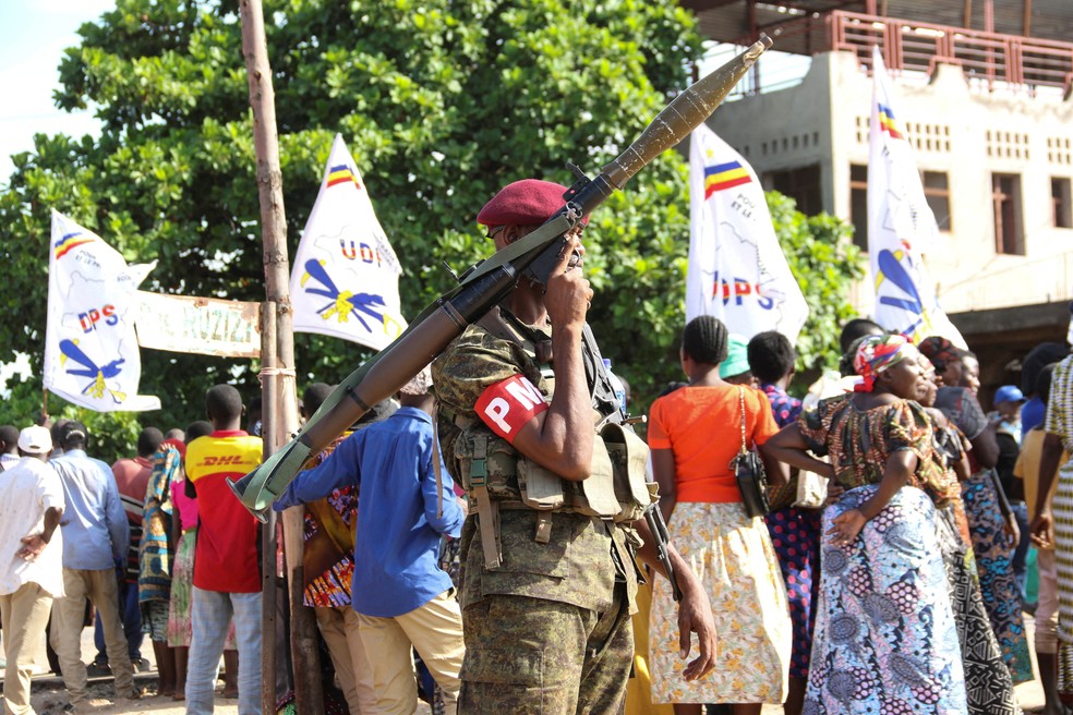 Caso de ebola é confirmado em área rebelde da RDC, longe do epicentro ...