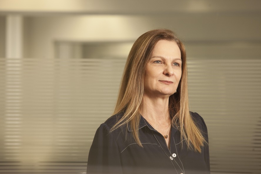 Santander projeta Selic a 10% no fim do ano, mas com viés de alta após ...