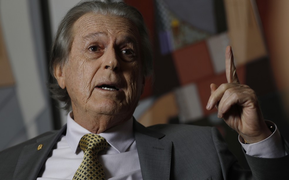 Bivar avalia desistir de candidatura | Política | Valor Econômico