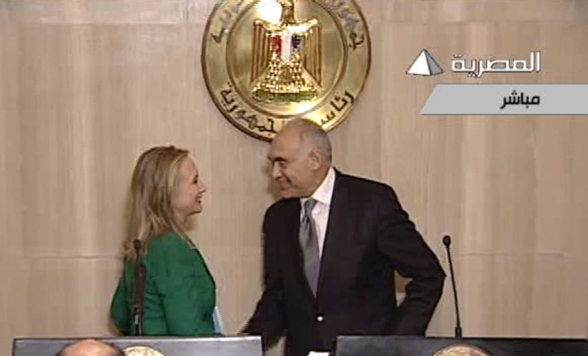 Conflito em Gaza: Hillary e ministro egípcio anunciam cessar-fogo ...