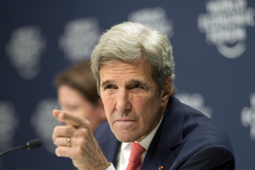 COP28 tem de discutir financiamento da transição, diz Kerry | Mundo ...