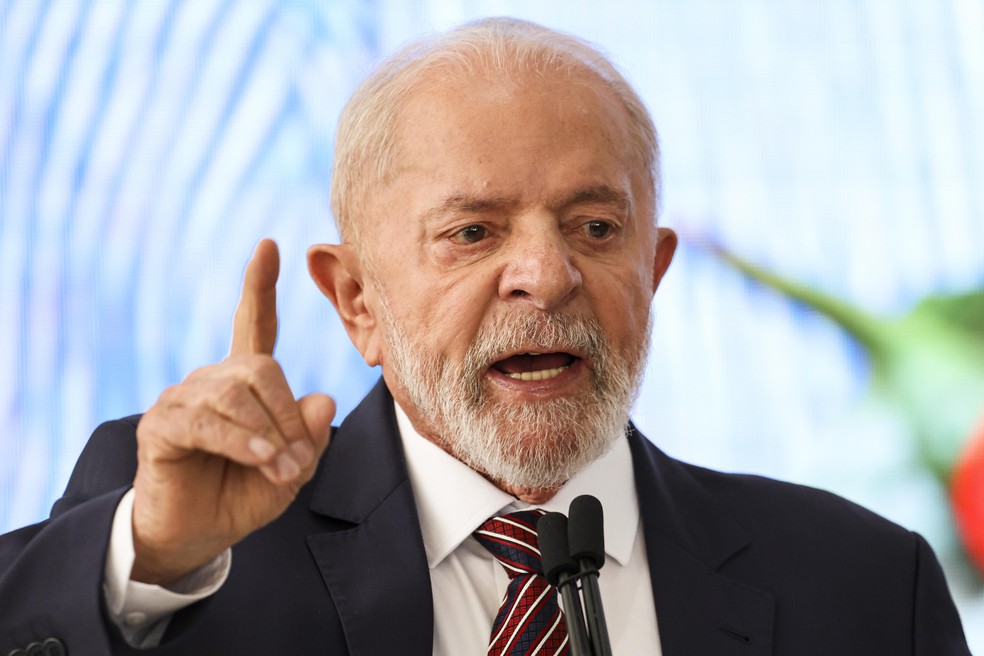 Lula diz que pancada foi grave e precisará esperar até 4 dias para ...
