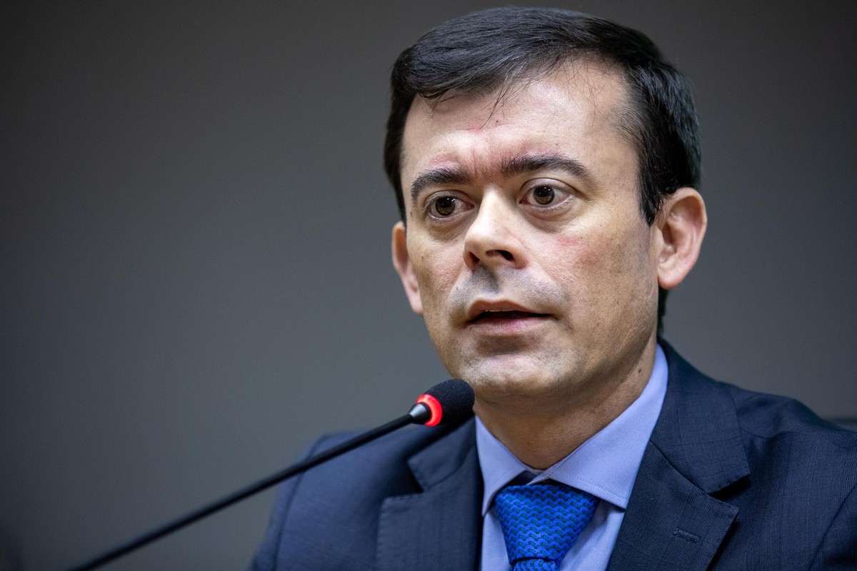 Ceron diz que, neste momento, não está no radar ingresso relevante de ...