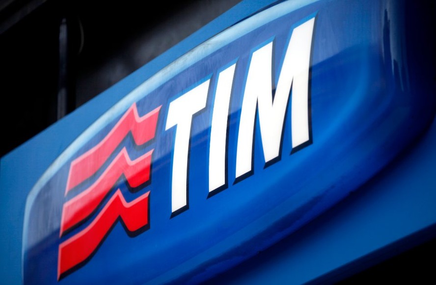 Acionistas aprovam incorporação de controladora TIM Participações por ...