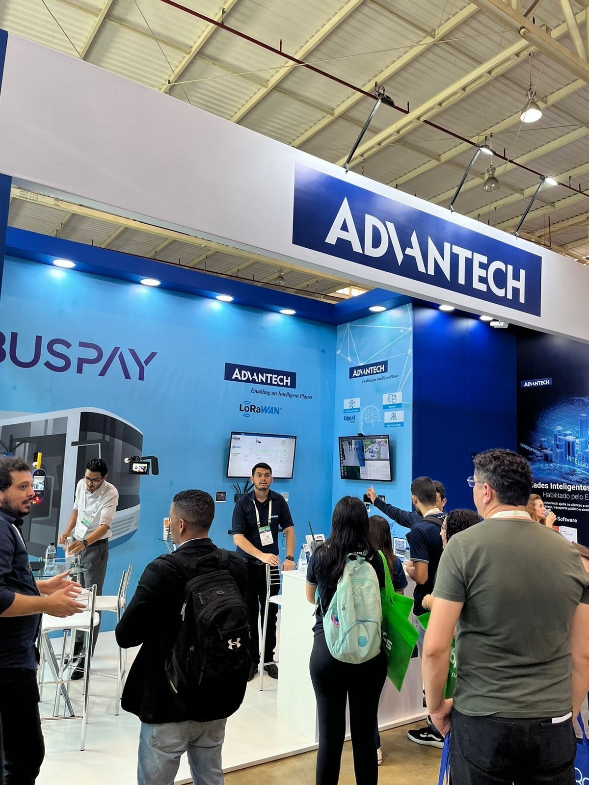 Advantech leva soluções tecnológicas à Smart City Expo | Dino | Valor ...