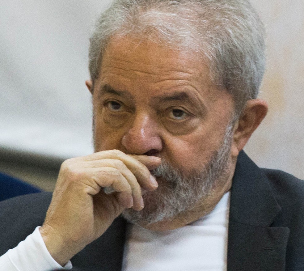 Lula pede a movimentos sociais trégua a Levy | Política | Valor Econômico