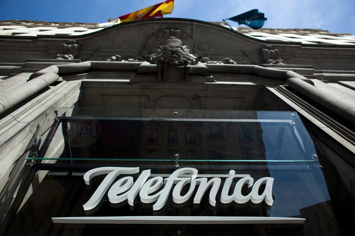 Novo CEO da Telefónica encara teste com ofertas por fatia em negócio ...