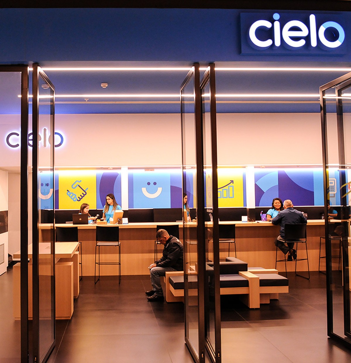 Bradesco vai usar caixa da EloPar para pagar OPA da Cielo, diz CEO ...