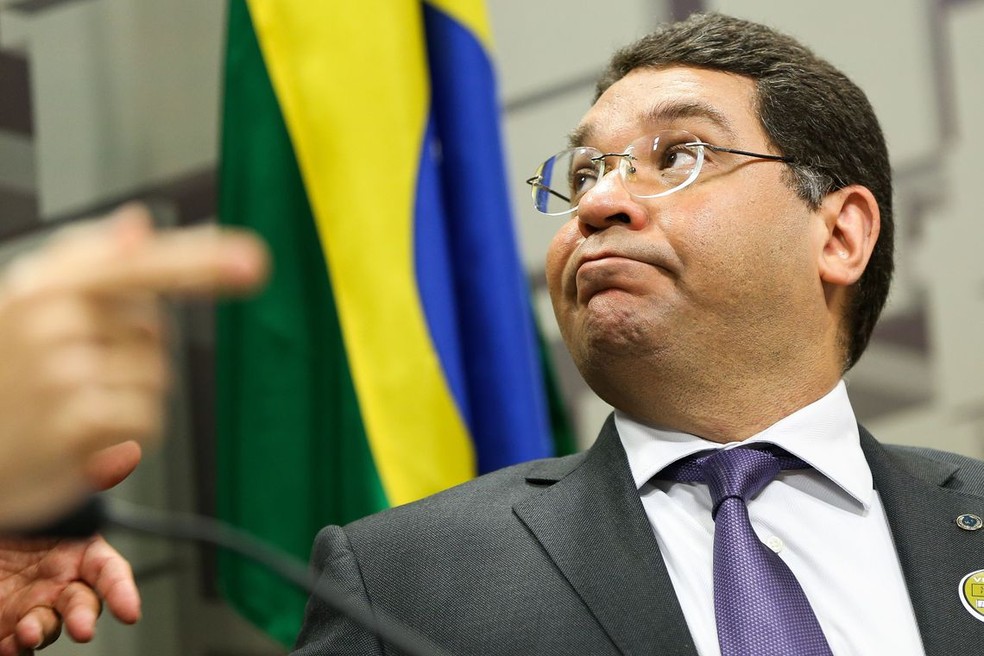 Mansueto diz que futuro da Embraer depende dos acionistas, e não do ...