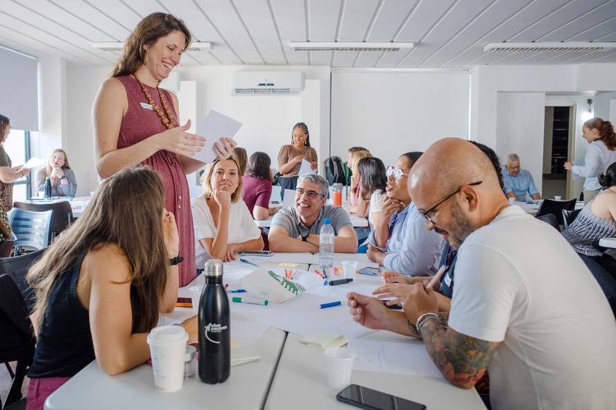 Encerrar ciclos se torna prática estratégica nas empresas | Dino | Valor Econômico