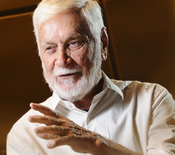 Bacha defende ‘desengessar’ despesas de forma substancial | Brasil ...