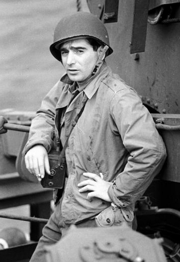 Robert Capa, uma lenda do fotojornalismo | Eu & | Valor Econômico