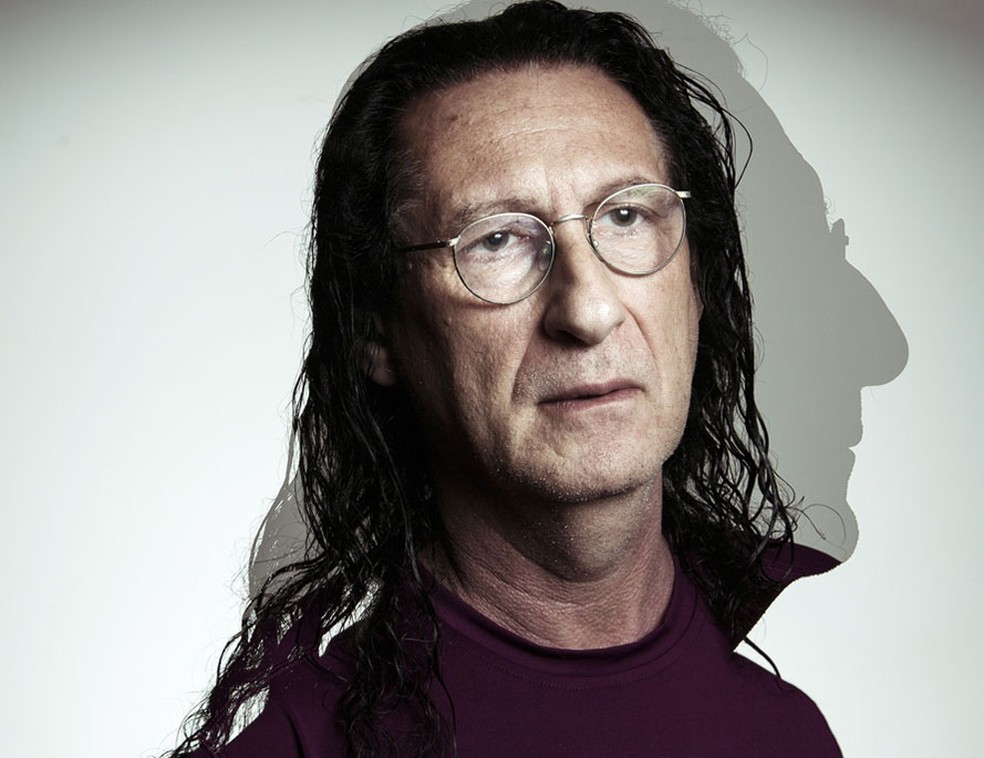 Livro ‘Um Circo de Rins e Fígados’ reúne o teatro de Gerald Thomas em ...