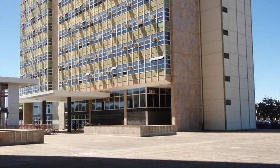 Economista e funcionária de carreira, Luciana Servo será a nova ...