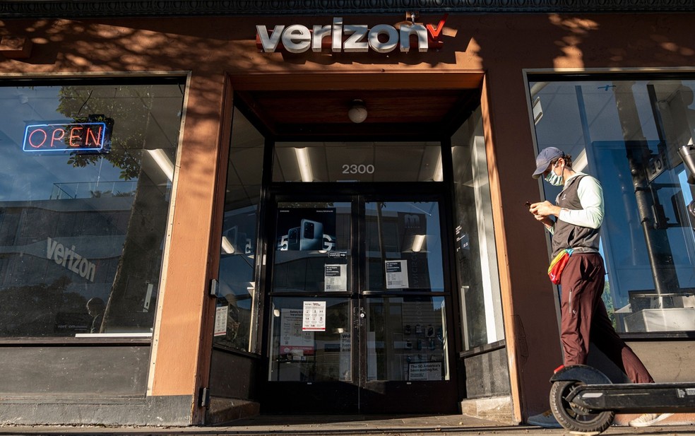 Verizon deve vender Yahoo e outros ativos | Empresas | Valor Econômico