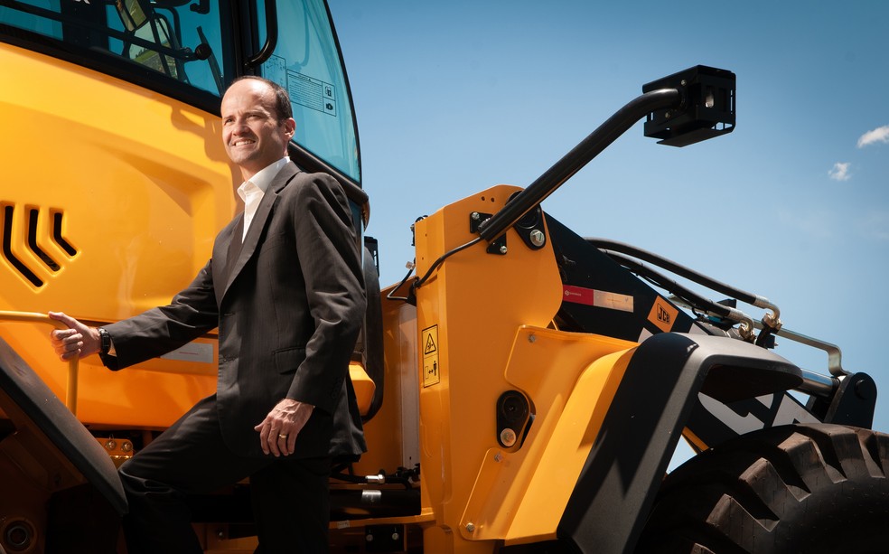 JCB fecha ano com recorde e projeta alta de 10% em 2023 | Empresas ...
