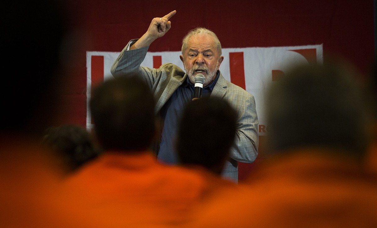 Veja o valor da gasolina durante o governo Lula | Brasil | Valor Econômico