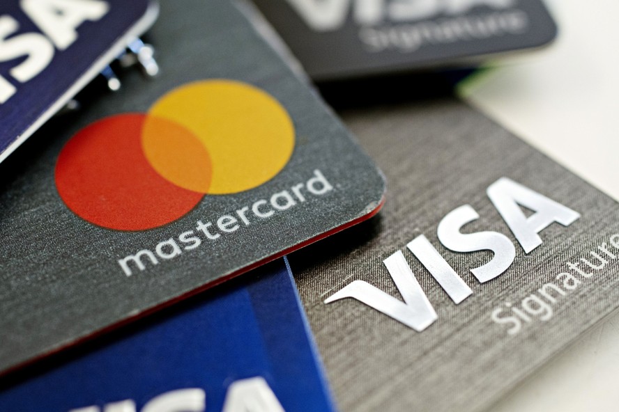 Visa e Mastercard reagem à ofensiva de US$ 253 bilhões do mundo das ...