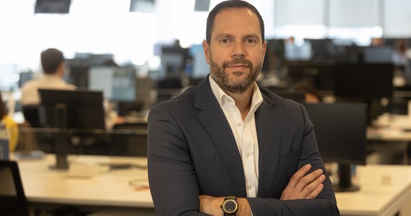 Acelen avança em plano de redução de emissão de CO2 | Empresas | Valor ...