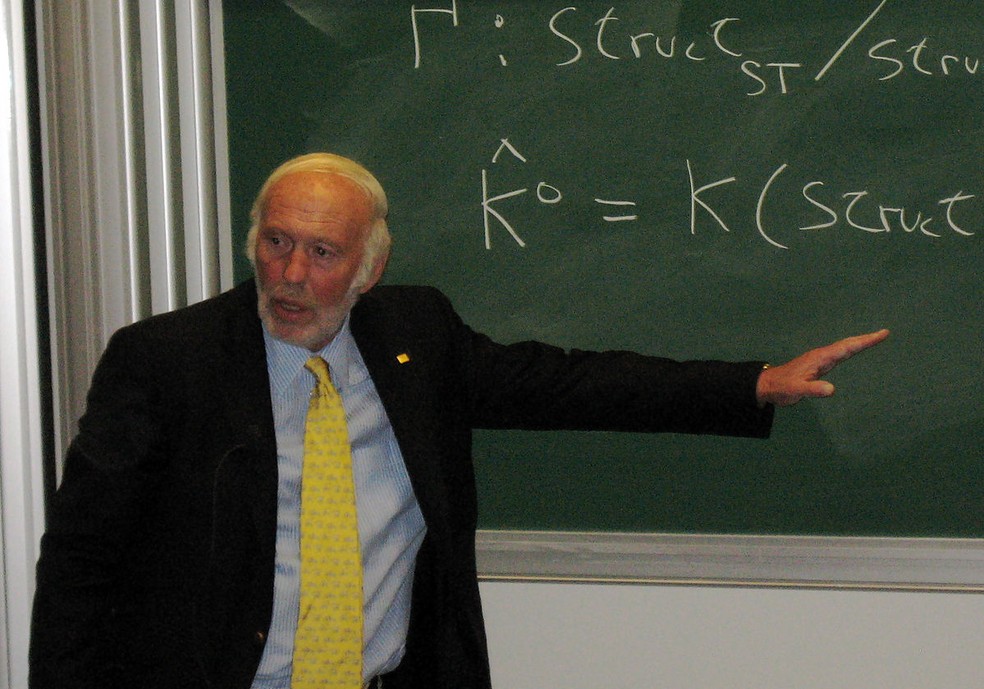 James Simons, que ajudou a liderar revolução quantitativa na indústria ...
