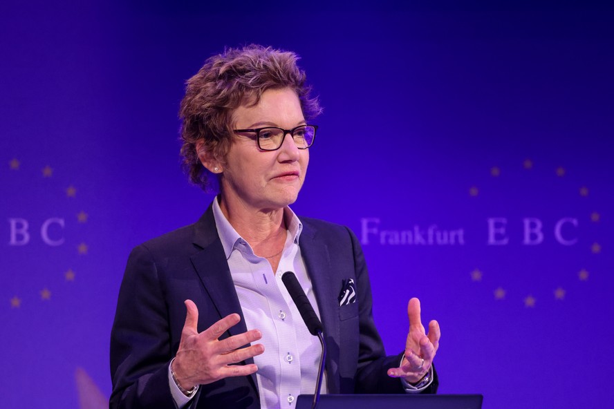 Daly, do Fed, defende que BC dos EUA está bem posicionado para avaliar ...