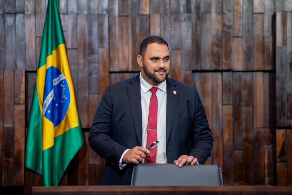 Deputado preso no Rio desviou verba de obra em escolas para fazer ...