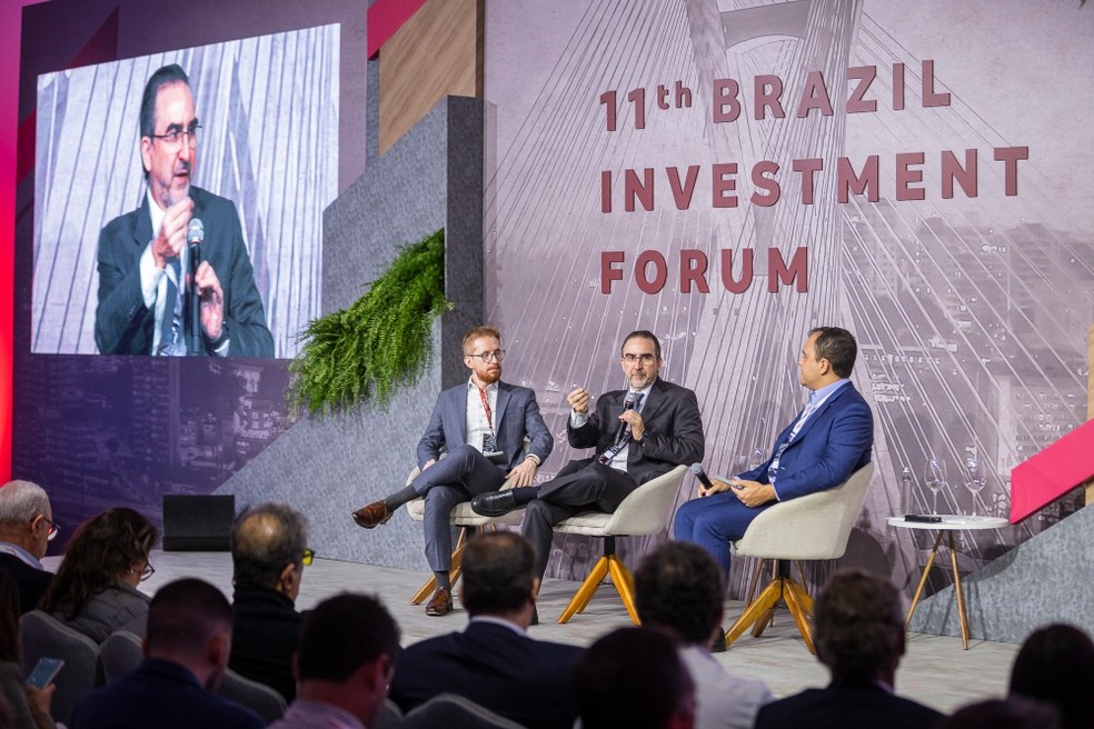 “Tarifaço” e prospecção de novas oportunidades de investimento dominam ...