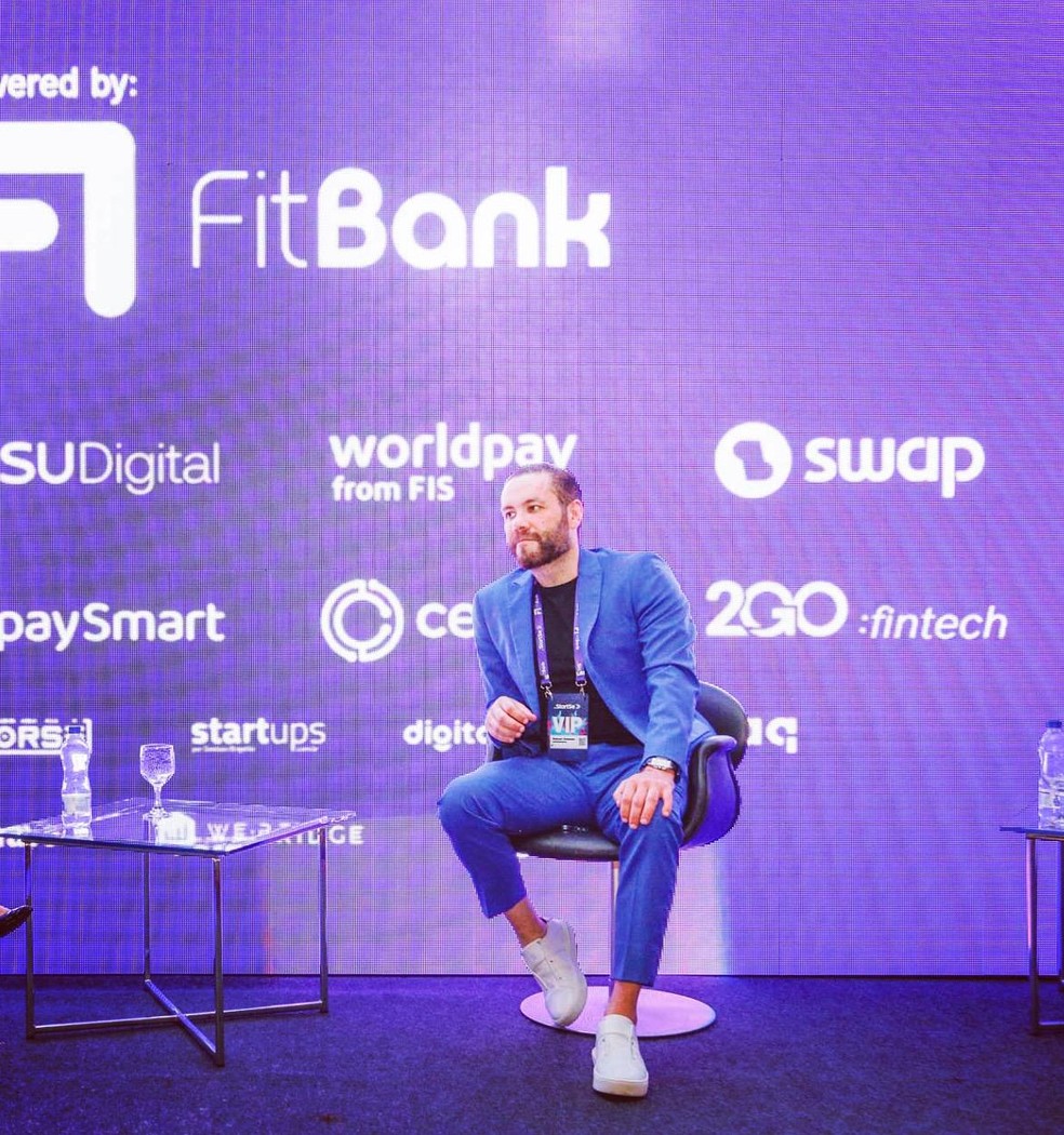 Shield Bank: o banco digital que movimenta recursos, conecta empresas e ...