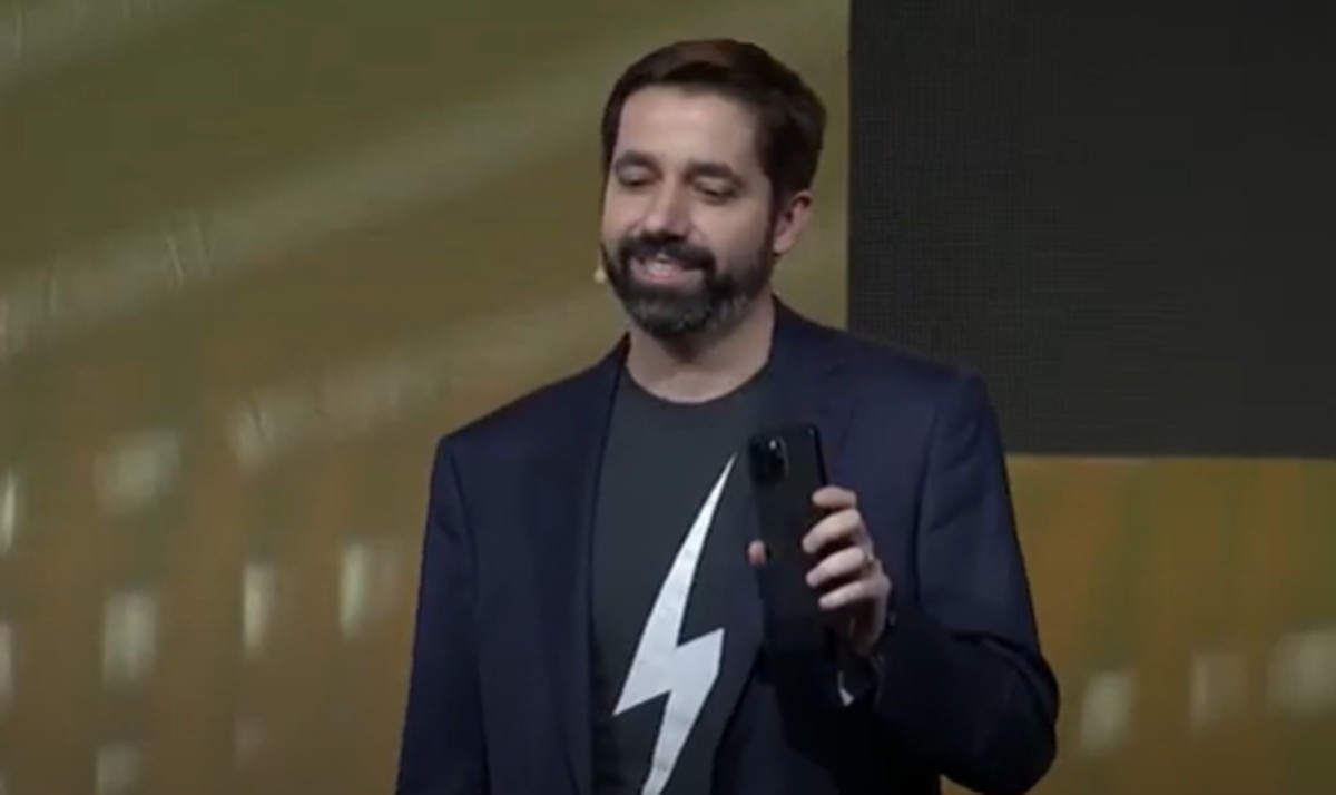 Nubank contrata ex-Tesla/Coinbase como líder da área cripto ...