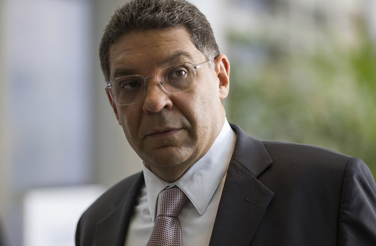 Não devemos esperar redução de carga tributária de Estados com dívida ...