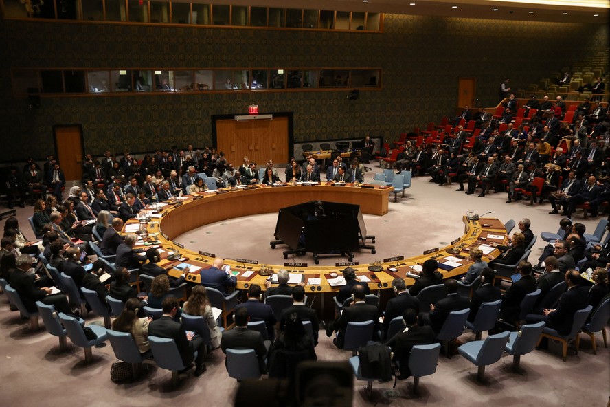 Rússia e China vetam resolução na ONU sobre o Estreito de Ormuz | Mundo ...
