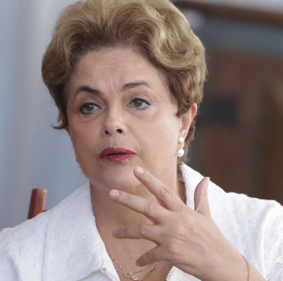 Dilma prepara 'carta a brasileiros' em ofensiva contra impeachment ...