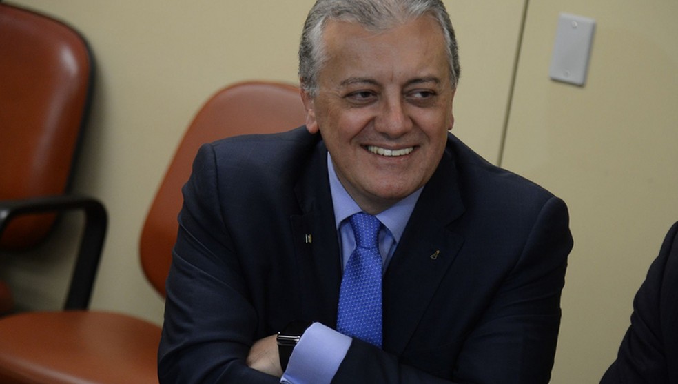 Bendine articula contra urgência para projeto que muda partilha ...