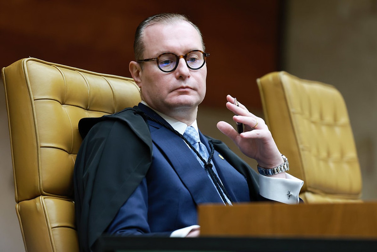 Zanin será relator de ação para impedir que bancos brasileiros ...